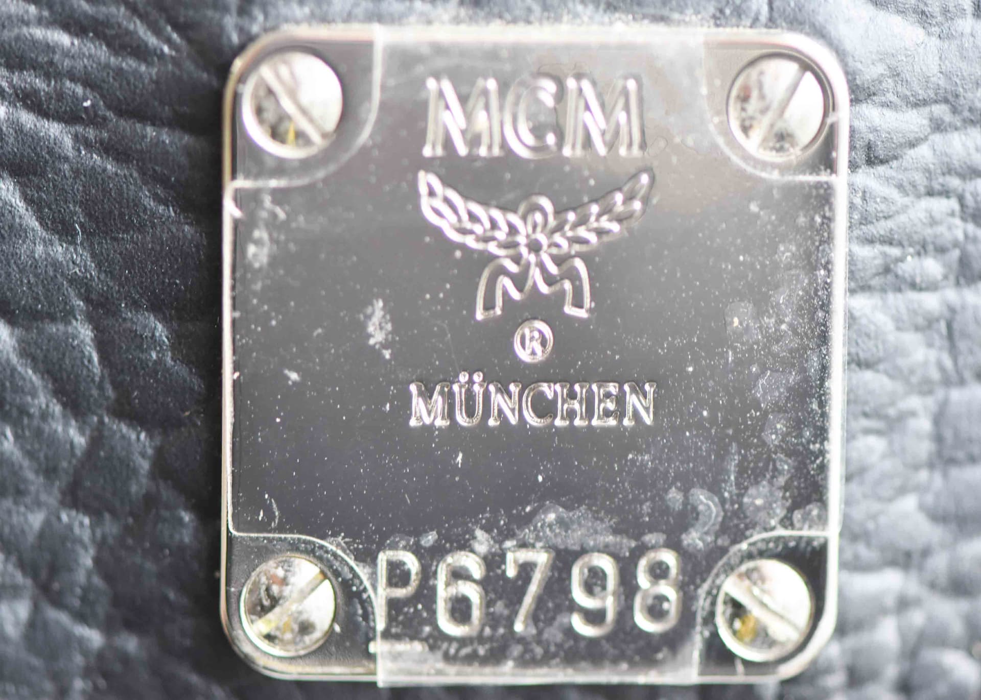 MCM original erkennen - Fake MCM auf Echtheit prüfen